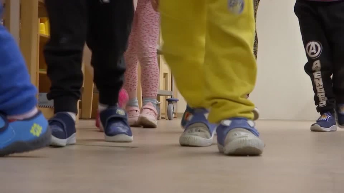 DIW-Studie: Folgekosten von Kinderarmut höher als die ...