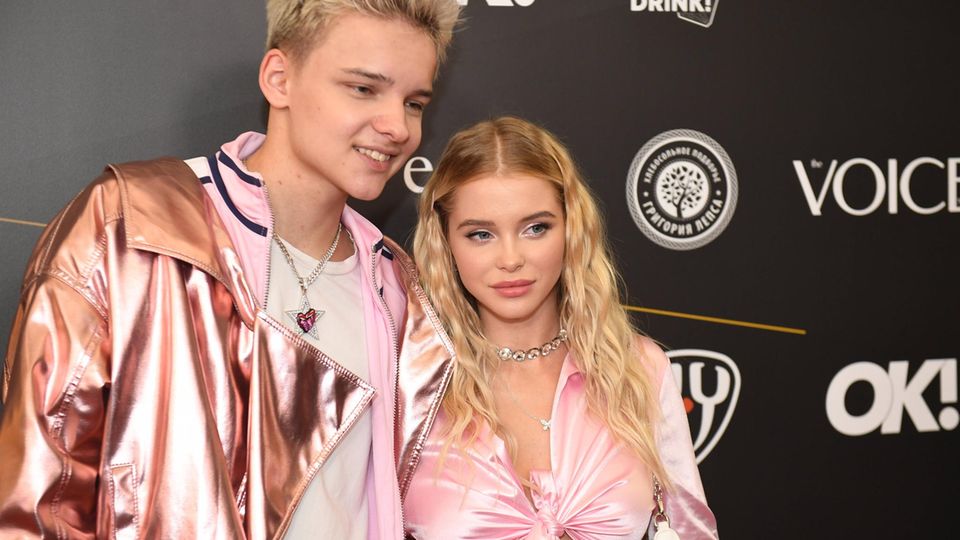 Bentleygirl: Influencerin geht mit merkwürdigem Streichel-Video viral ...