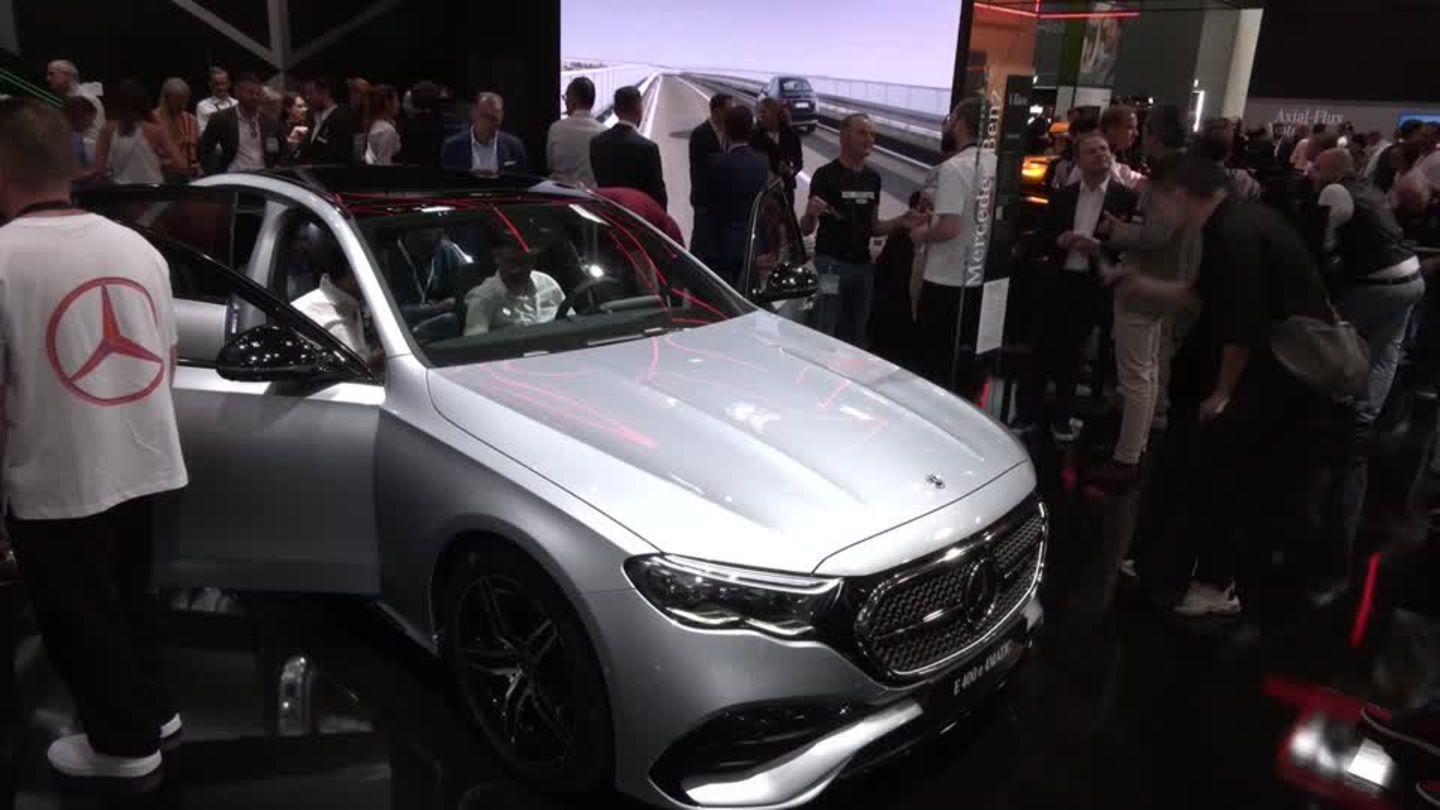 Video: IAA: Elektroautos für die Massen | STERN.de