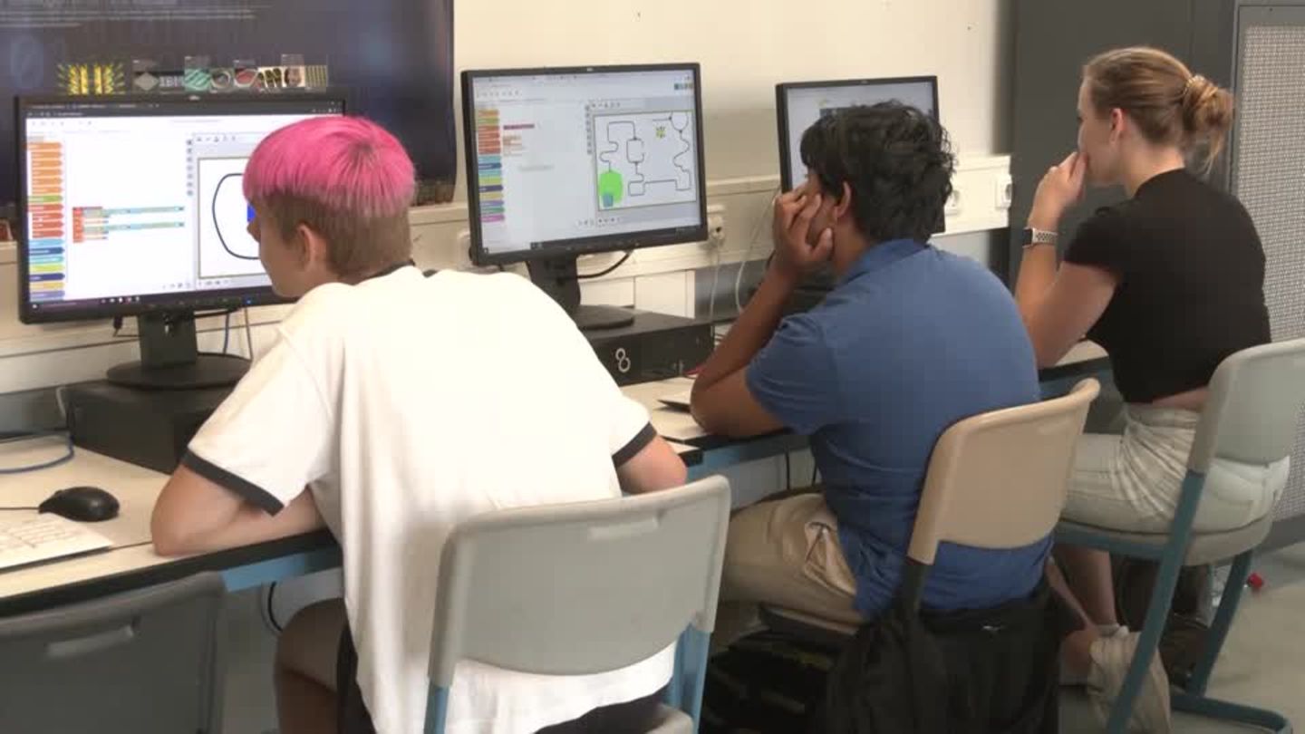 Video: KI-Workshop soll Kinder fit für die Zukunft machen | STERN.de