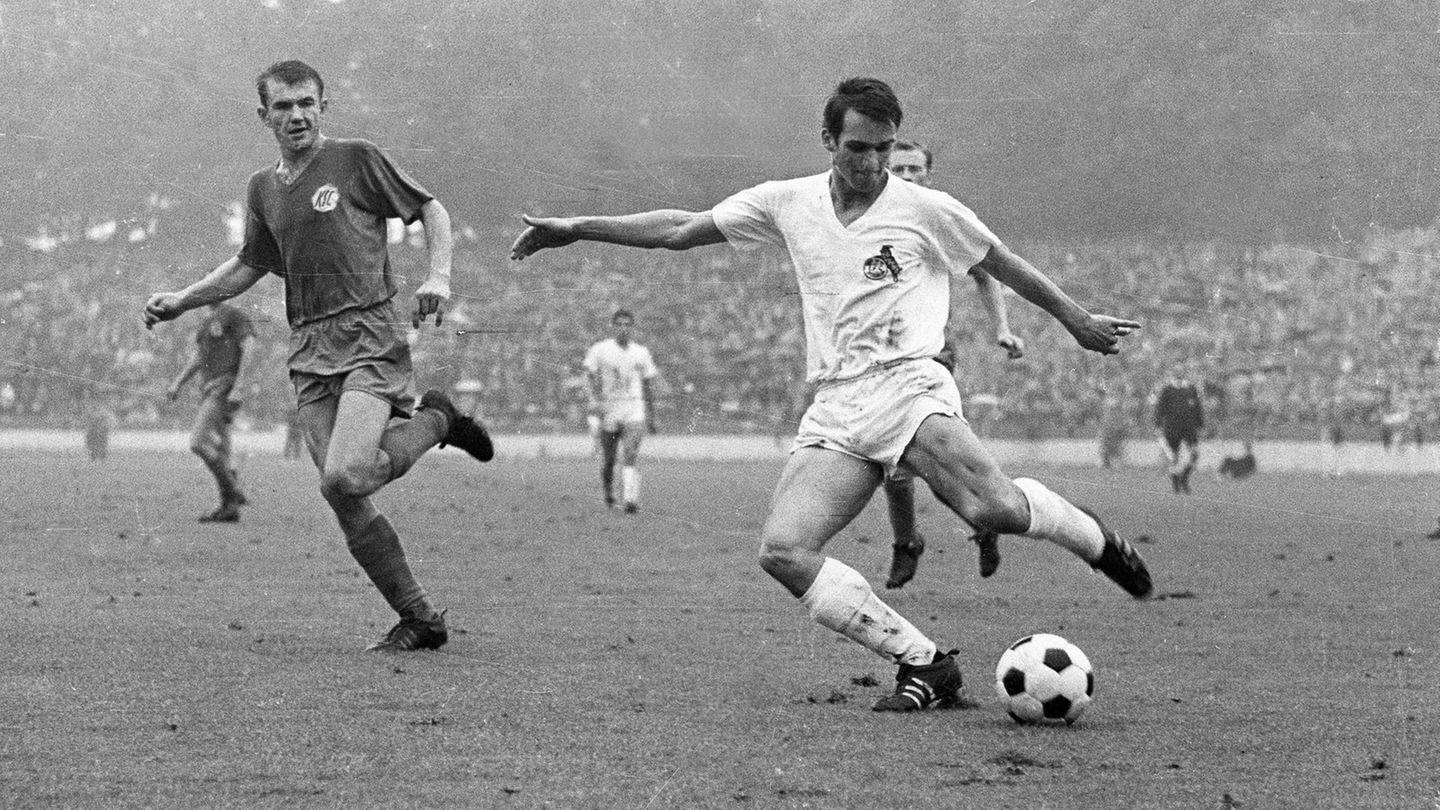 Wolfgang Overath: Die ewige Nummer 10 wird 80 | STERN.de