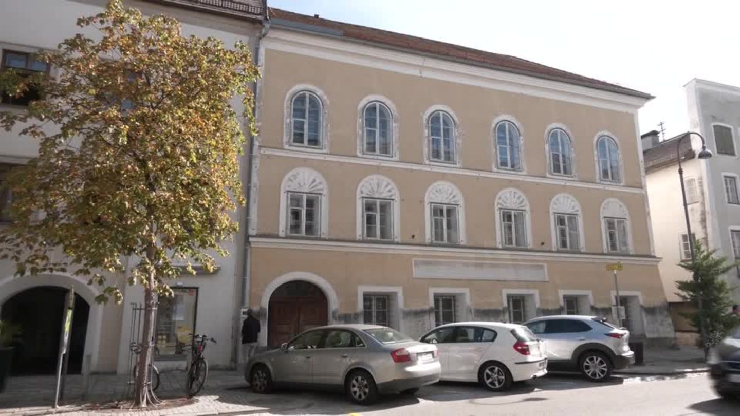 Video: Hitlers Geburtshaus wird zur Polizeiwache umgebaut | STERN.de