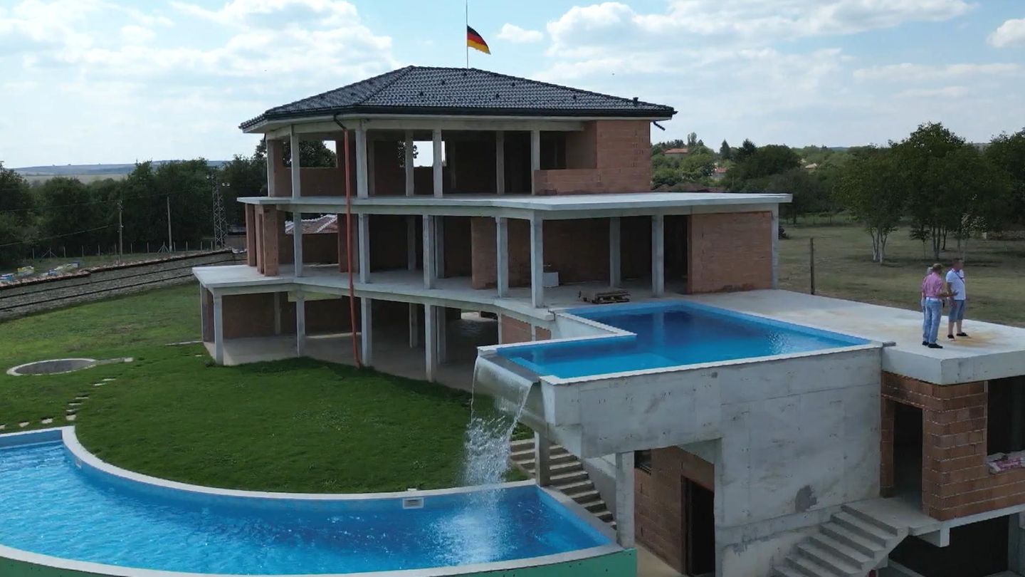 Lozen: So lebt es sich im deutschen Rentnerdorf in Bulgarien | STERN.de