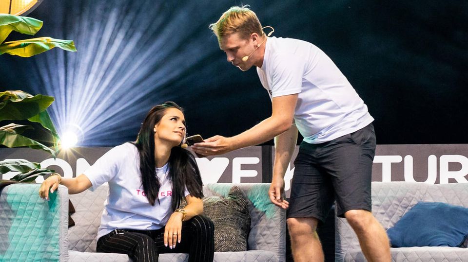 Amira Pocher entfolgt Oliver: "Jetzt machst du diesen infantilen Move ...