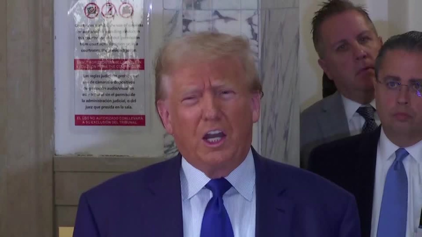 Video: Erneut verbaler Ausfall: Trump muss 10.000 Dollar zahlen | STERN.de Video: Erneut verbaler Ausfall: Trump muss 10.000 Dollar zahlen | STERN.de