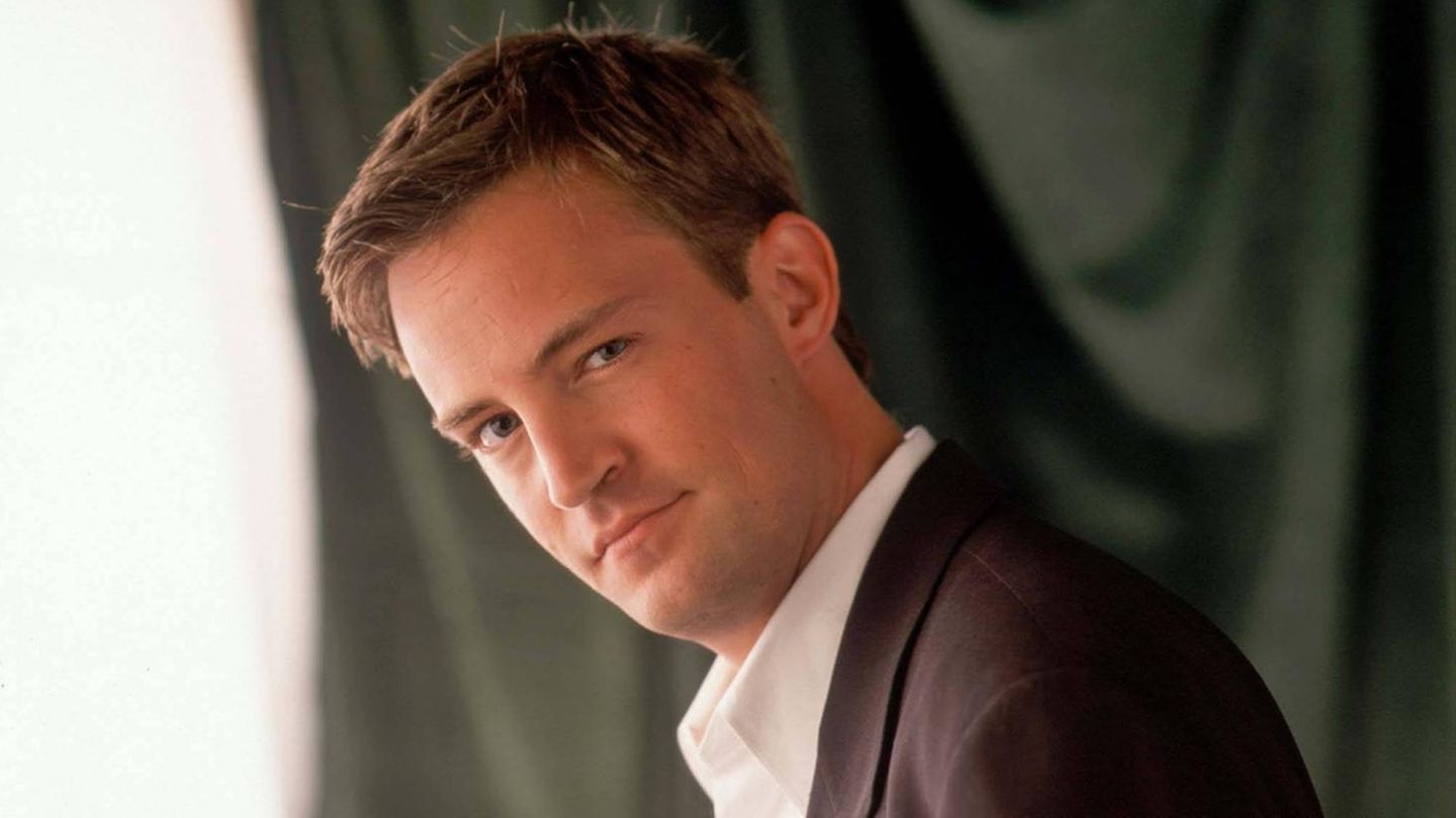 Matthew Perry mit 54 Jahren verstorben: Die Welt verliert einen Freund ...