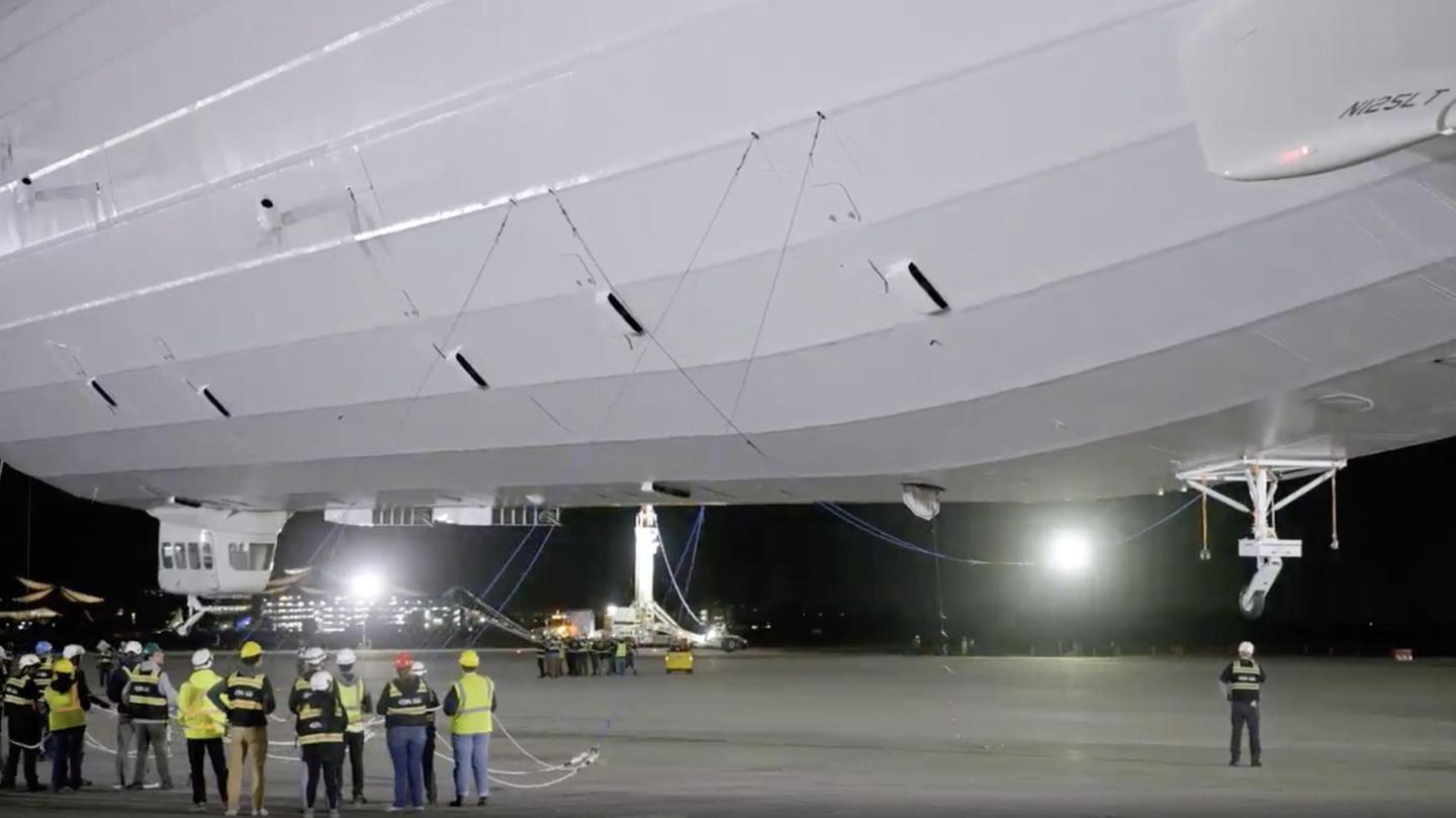 Der Zeppelin kehrt zurück: Google-Gründer enthüllt weltgrößtes ...
