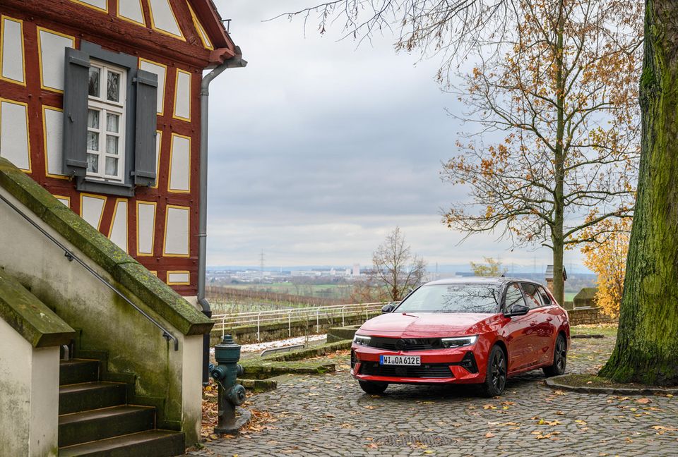 Opel Astra Sports Tourer Electric – Testbericht vom ersten deutschen E ...