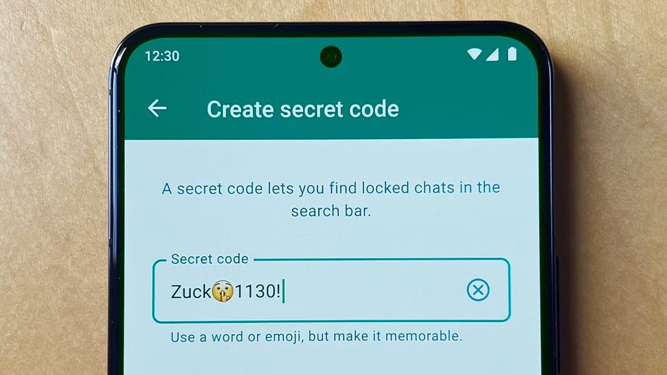 Geheimcodes für Whatsapp – neue Funktion soll vor Blicken schützen | STERN.de