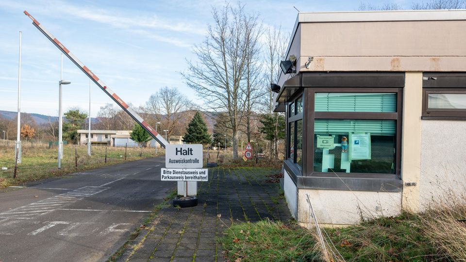 Erst Bundeswehr-Bunker, dann Darknet-Zentrum: Was wird aus dem ...