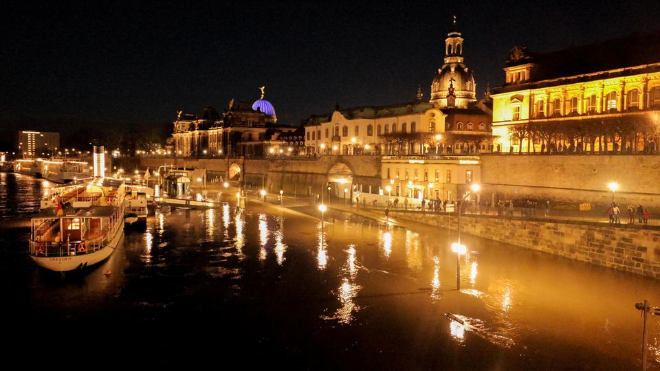 Hochwasser in Deutschland: Kanzler Scholz reist in betroffene Gebiete | STERN.de