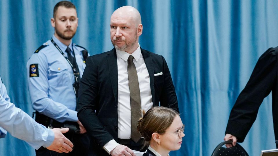 Anders Behring Breivik klagt gegen Isolationshaft – so sieht seine ...