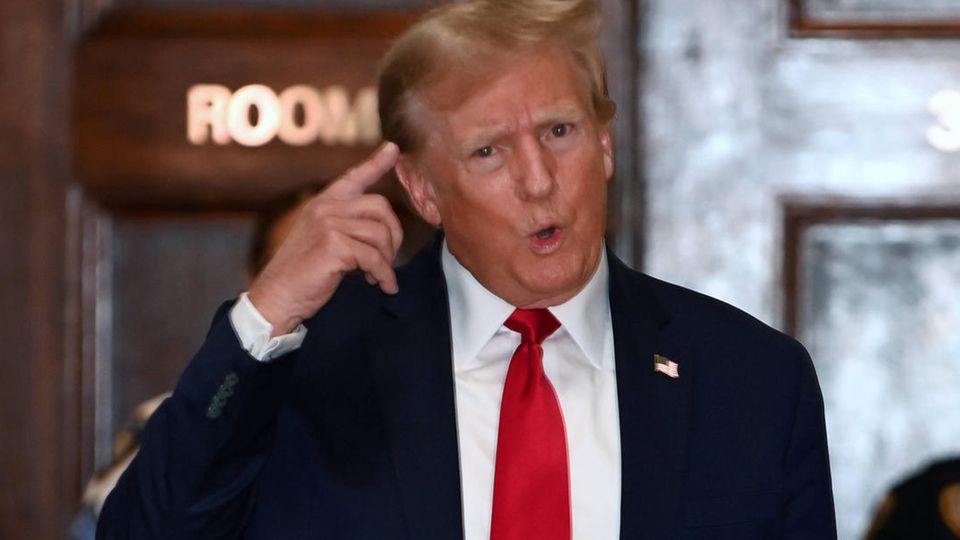 stern-Umfrage: 82 Prozent fänden eine Rückkehr von Donald Trump ...