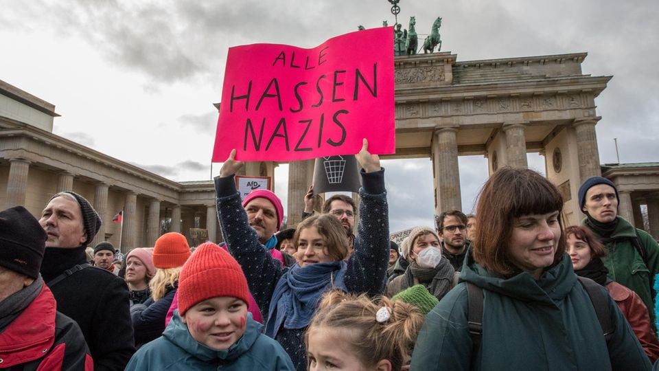 Rechtsextremismus: Was können die Anti-AfD-Demos bewirken? | STERN.de
