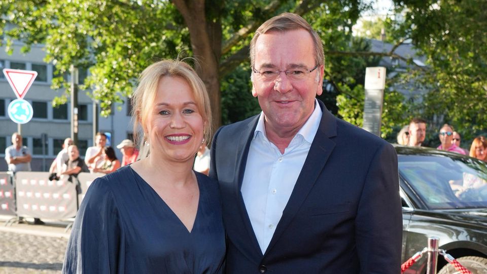 Boris Pistorius: Verteidigungsminister hat seine Partnerin geheiratet ...