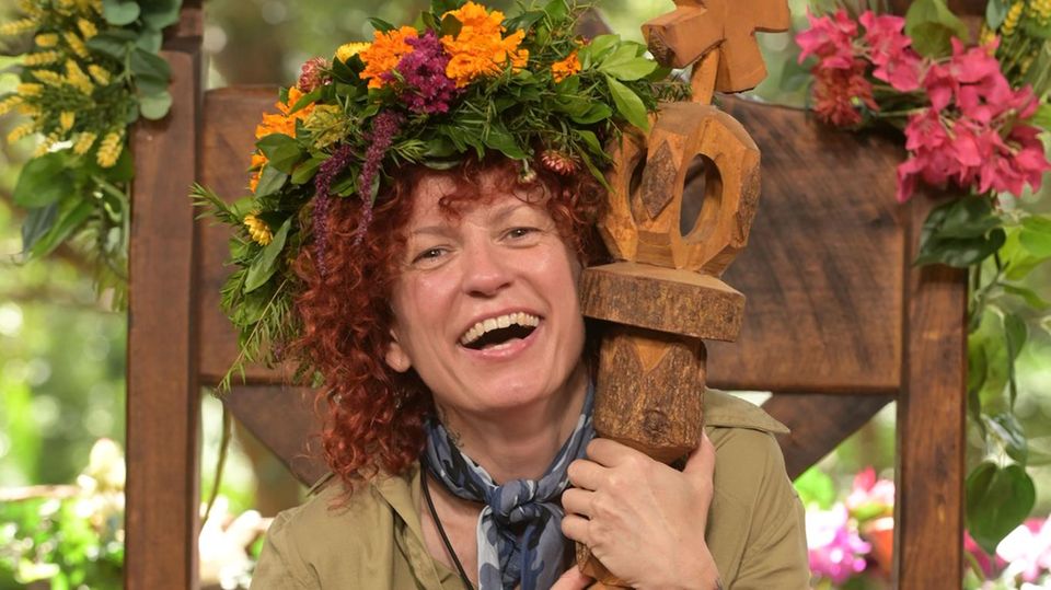Dschungelcamp-Siegerin Lucy Diakovska: "Uterus und Penis konnten mich ...