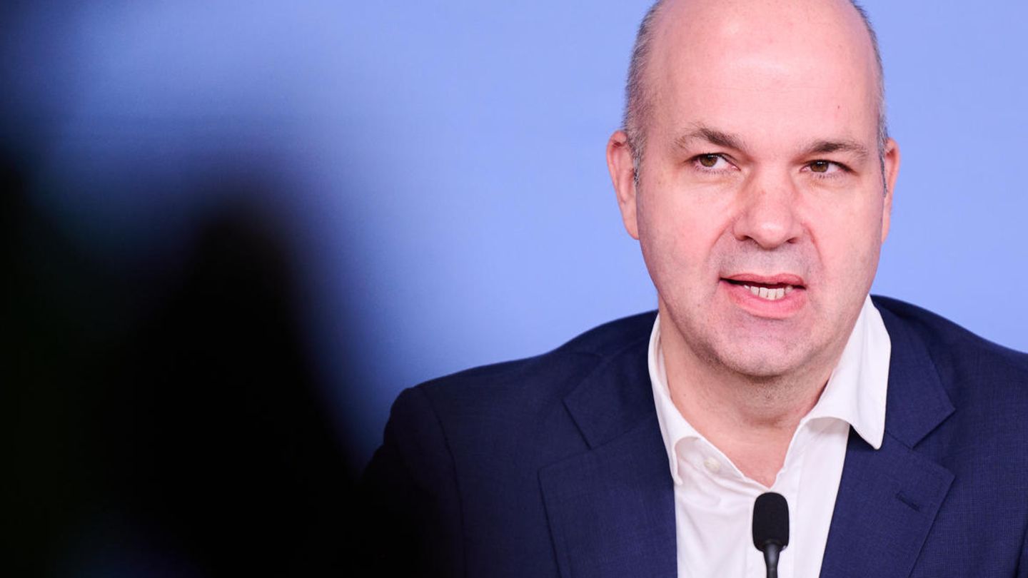 Marcel Fratzscher sendet auf allen Kanälen – sein DIW versinkt in ...