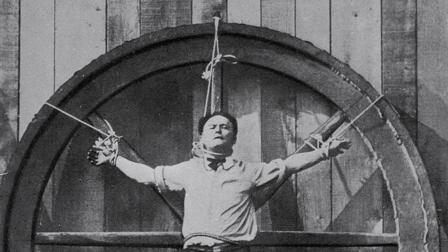 Harry Houdini: Einer der einflussreichsten Magier der Welt in Bildern ...