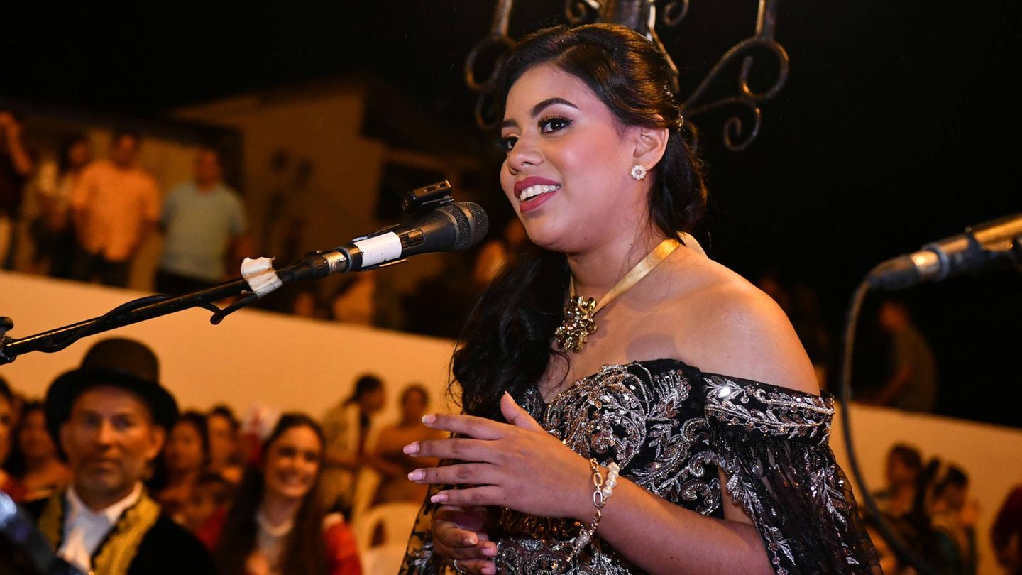 Jüngste Bürgermeisterin Ecuadors mit nur 27 Jahren erschossen | STERN.de