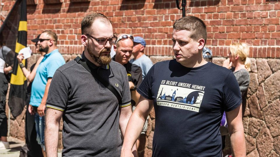 Von Nazi-Rune zu Dackelkrawatte: Rechte Style-Codes im Wandel der Zeit ...