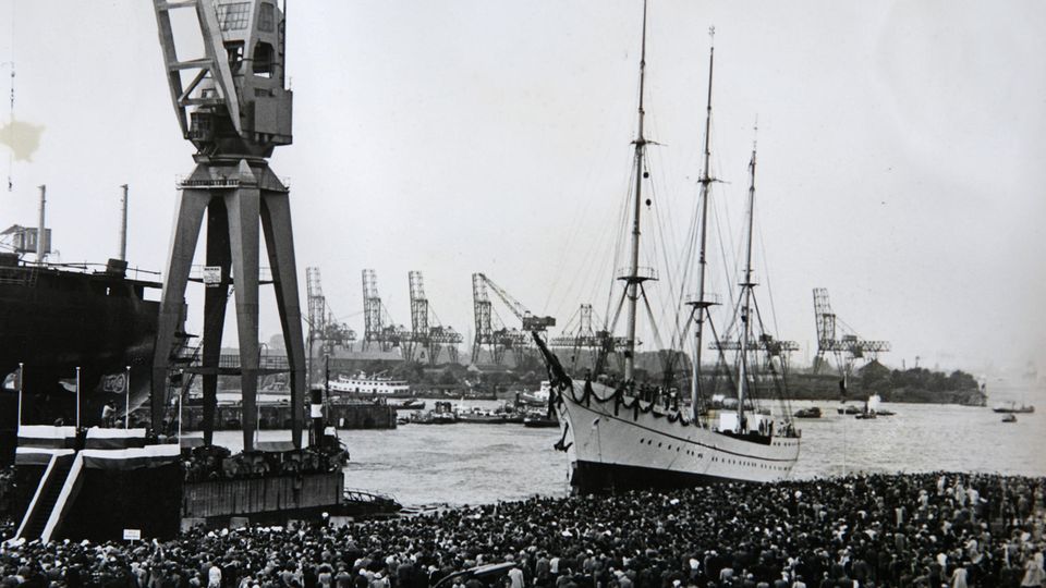 Die Gorch Fock: "Botschafter Deutschlands unter Segeln" | STERN.de