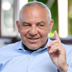 Champions League: Bayern München siegt auch bei Bayer Leverkusen | STERN.de