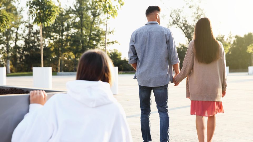 Beziehung: "Immer meckerst du" – Warum der Partner nur noch Kritik hört ...