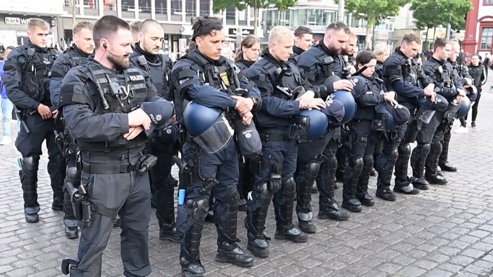 Polizei Mannheim trauert mit emotionalem Post um getöteten Kollegen ...
