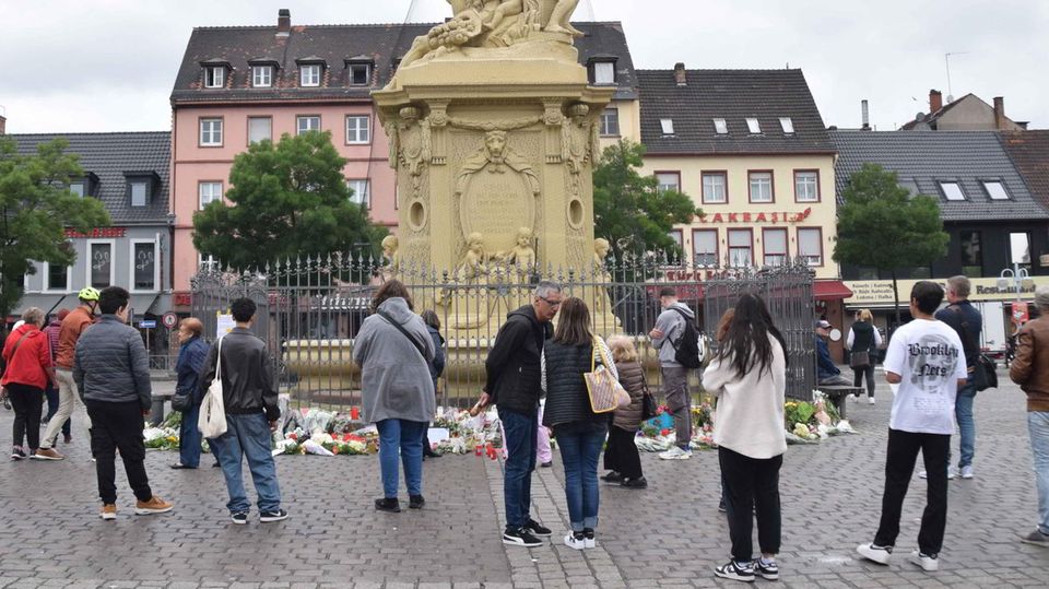 AfD-Gemeinderatskandidat in Mannheim mit Messer attackiert | STERN.de
