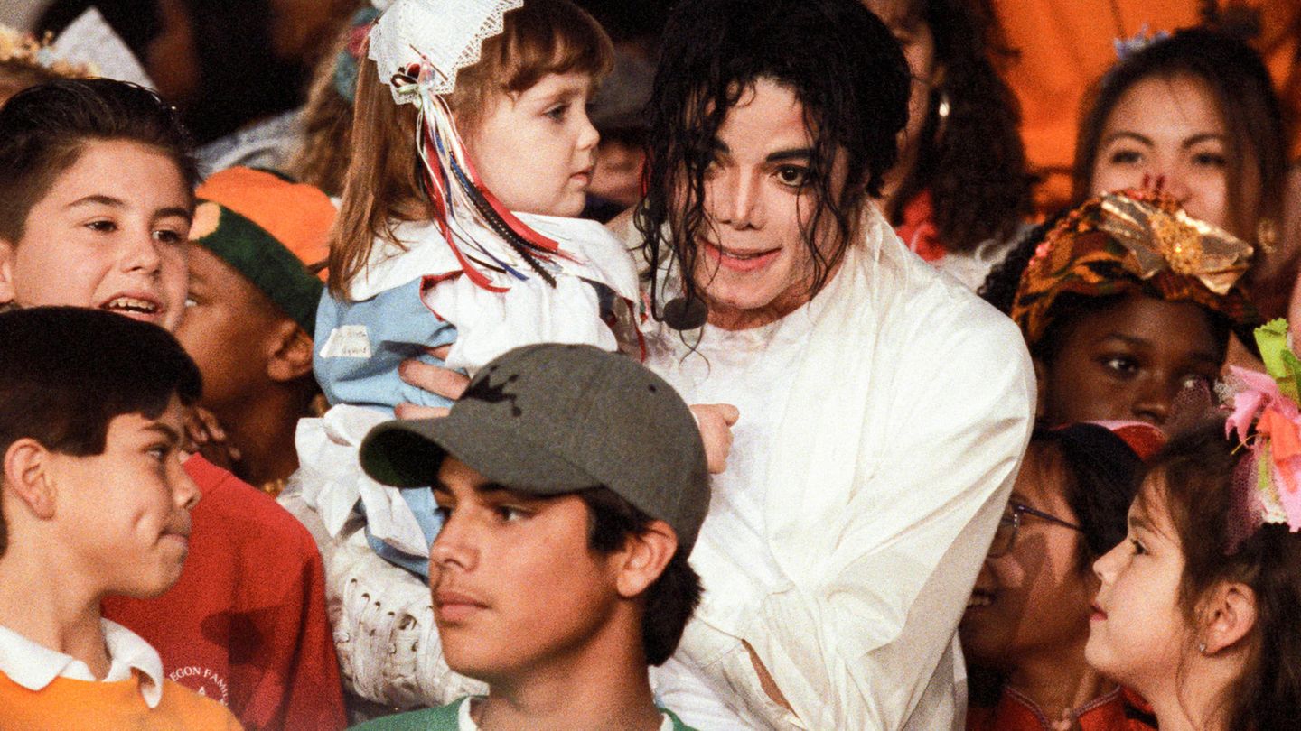 Michael Jackson 15 Darab Kult: Az Orvosok Végre Megmagyarázták