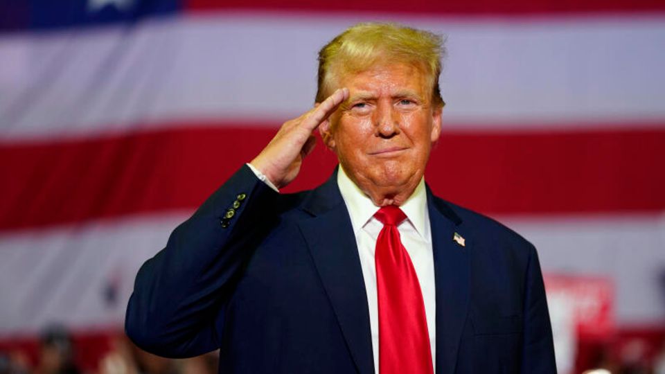 Donald Trump: Republikaner starten Parteitag nach Attentat in Einheit ...