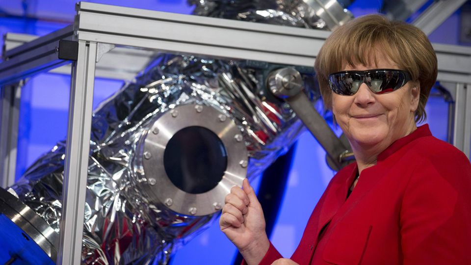 Angela Merkel wird 70: Leben und Karriere der Ex-Kanzlerin in Bildern ...