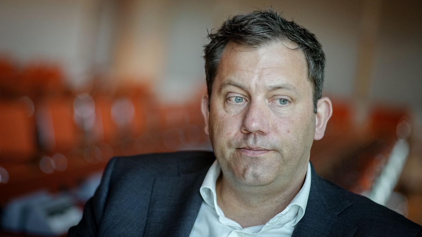 Migrationsdebatte: SPD-Chef Klingbeil kritisiert Merz-Ultimatum | STERN.de