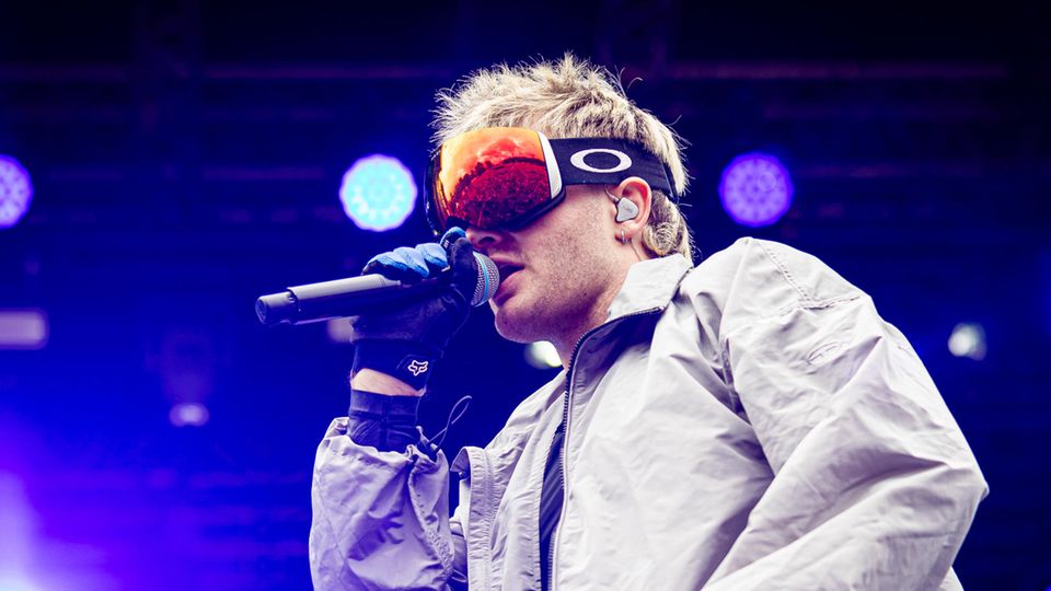 Spaß-Rapper Ski Aggu überrascht mit nuancierten Gefühlsregungen | STERN.de