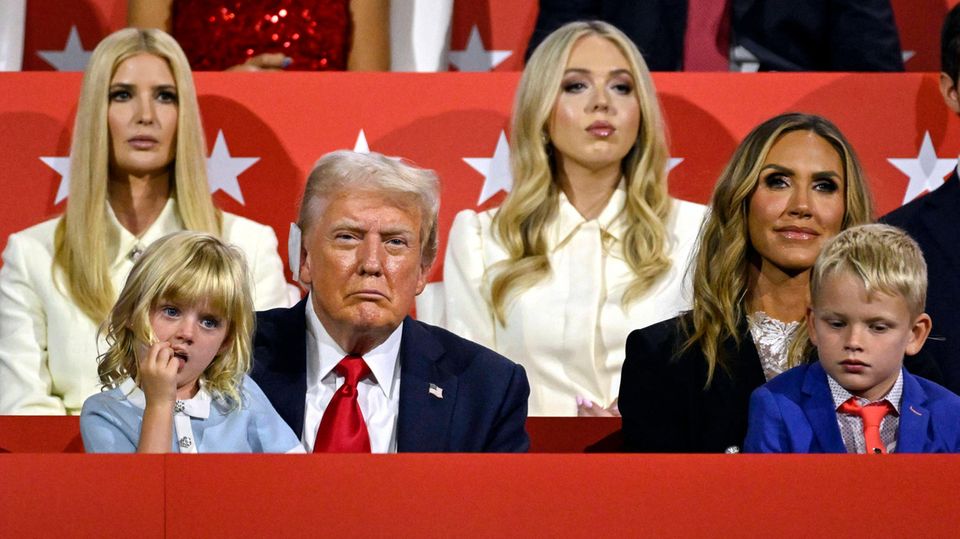 Donald Trump Porträt: Ein Blick auf den ehemaligen US-Präsidenten | STERN.de