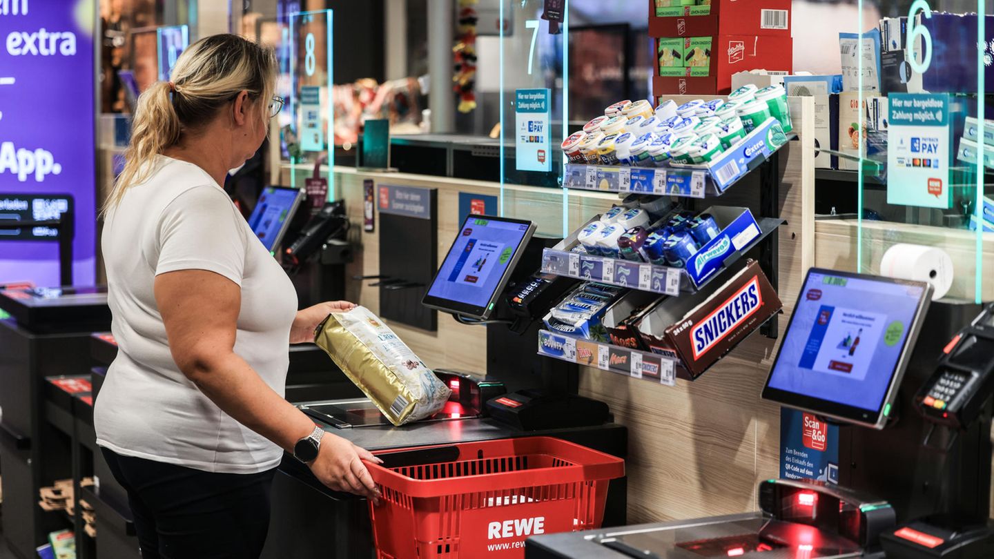 Selbstbedienungskassen im Check: Wie viel schneller sind sie wirklich ...