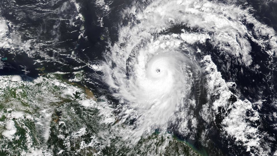 Neuer Hurrikan im Anmarsch: Florida fürchtet sich vor "Milton" | STERN.de