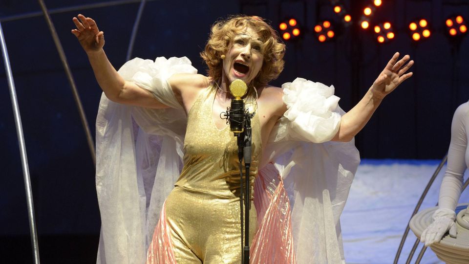 Corinna Harfouch: Mit 70 dreht sie erst richtig auf | STERN.de