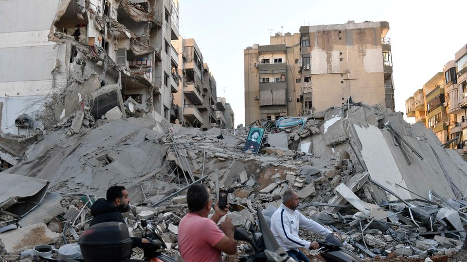 Laut Israel: Hisbollah bunkern Hunderte Millionen unter einer Klinik ...