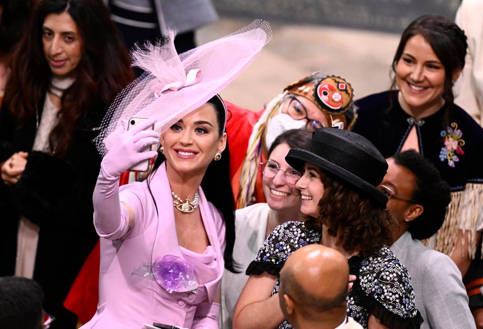 Katy Perry: Die Schrille Pop-Queen feiert ihren 40 Geburtstag | STERN.de