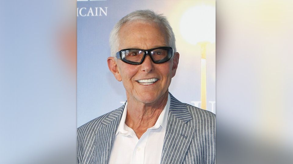 Jim Abrahams: "Nackte Kanone"-Regisseur mit 80 Jahren gestorben | STERN.de