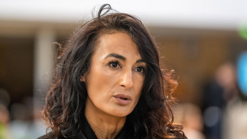 Gisèle Pelicot: Die etwas andere Anwältin Nadia El Bouroumi | STERN.de