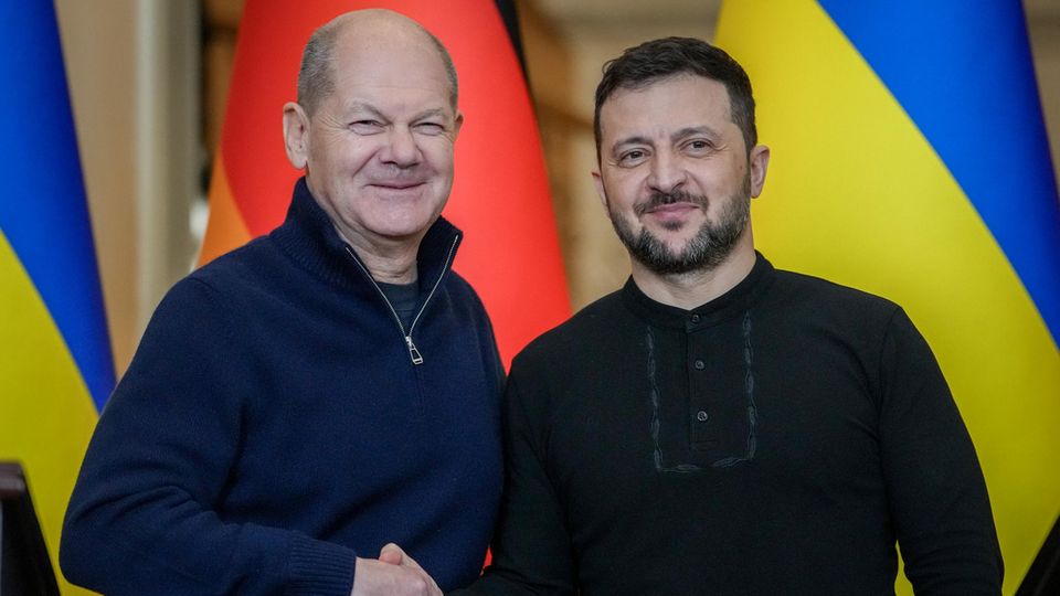 Selenskyj nach Scholz-Besuch in der Ukraine: Danke, Deutschland | STERN.de