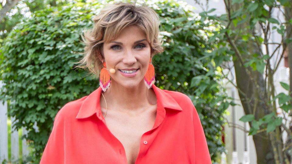 Vip News: Prinzessin Kate posiert mit Rugby-Spielerinnen und Cowboyhut ...