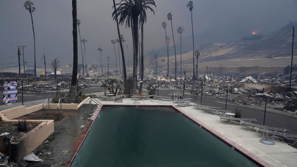 Los Angeles: die Bilder der Waldbrände in der Millionenmetropole | STERN.de