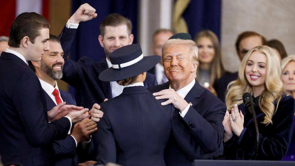 Donald Trump: US-Präsident droht der EU mit Strafzöllen | STERN.de