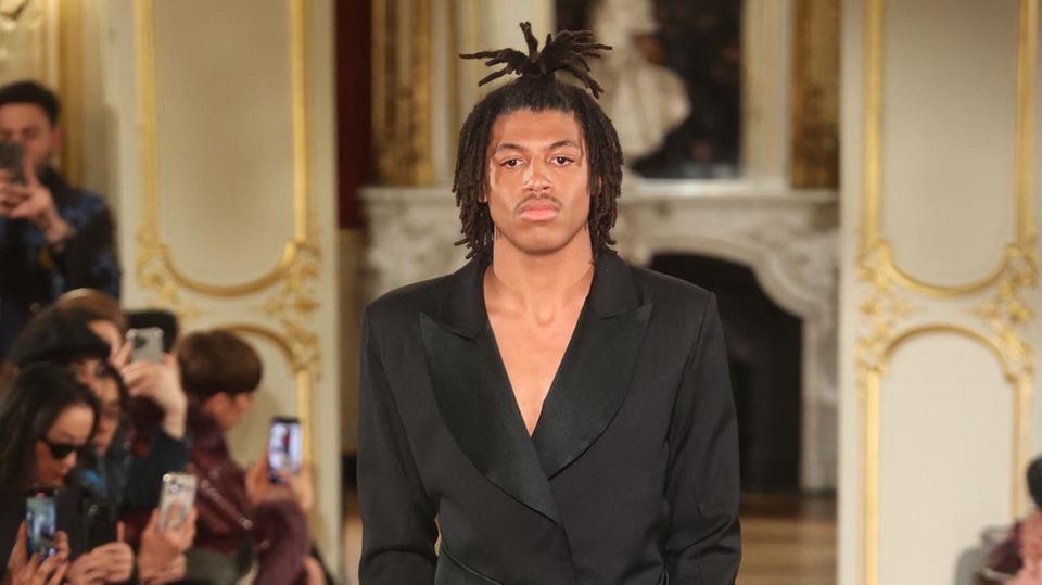 Heidi Klums Sohn Samuel feiert in Paris sein Debüt als Model | STERN.de