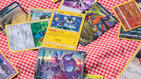 Pokemon Karten: Wert und Seltenheitsstufen im Überblick | STERN.de