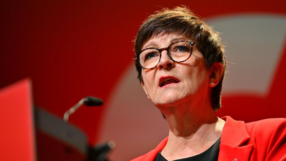 SPD-Chefin Esken: Merz als Kanzlerkandidat "disqualifiziert" | STERN.de