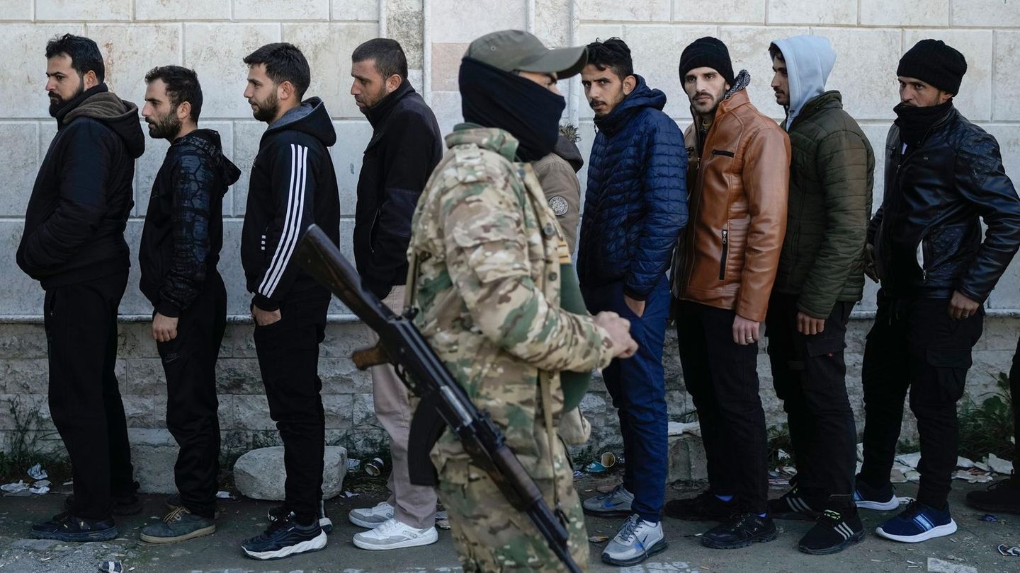 Syriens Alawiten galten als Rückgrat Assads. Nun fürchten sie den Tod ...